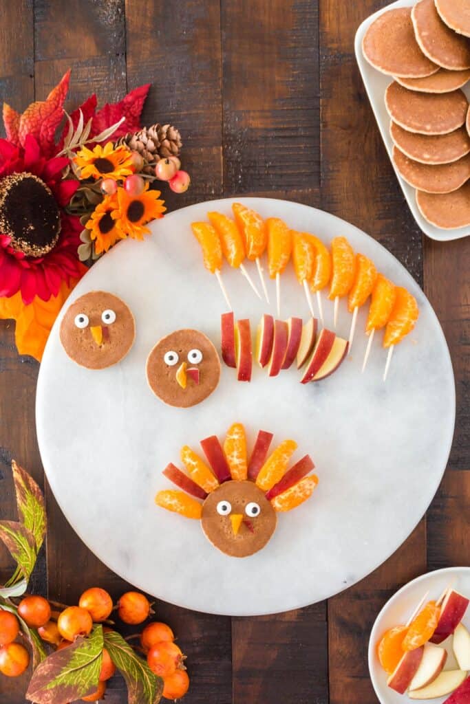 Thanksgiving Turkey Pancakes - Thanksgiving Breakfast for Kids