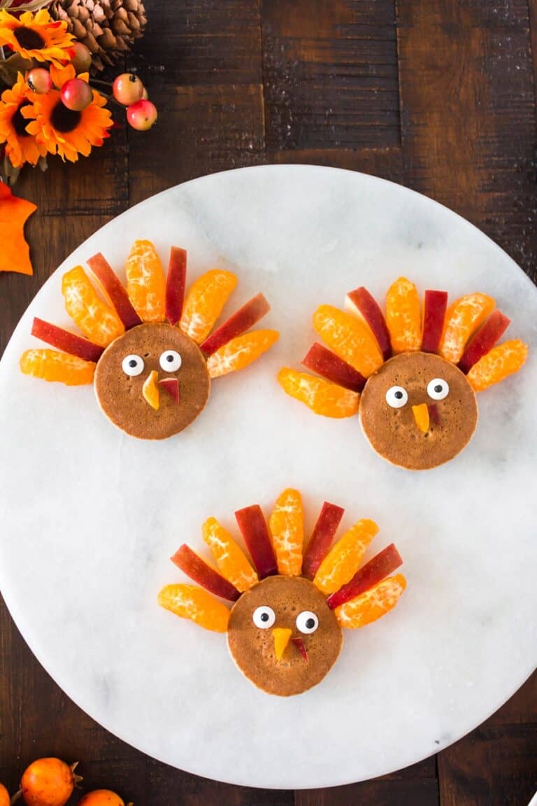 Thanksgiving Turkey Pancakes - Thanksgiving Breakfast for Kids