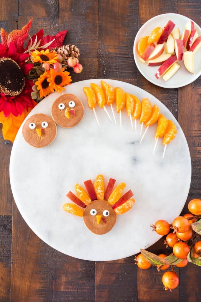 Thanksgiving Turkey Pancakes - Thanksgiving Breakfast for Kids