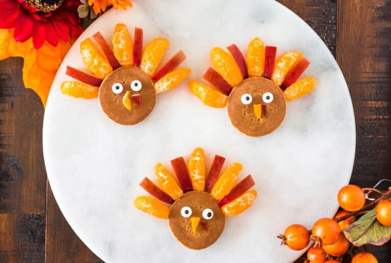 Thanksgiving Turkey Pancakes - Thanksgiving Breakfast for Kids