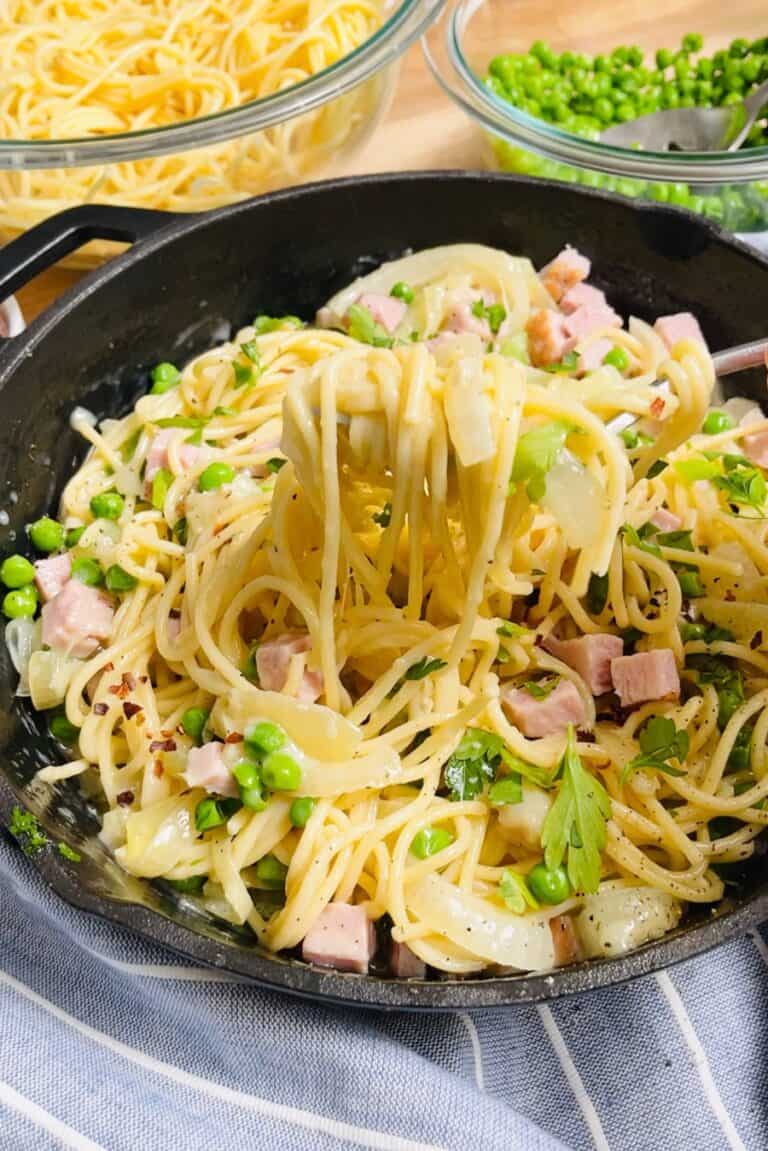 Baked Brie Spaghetti - Another baked cheese pasta to try!