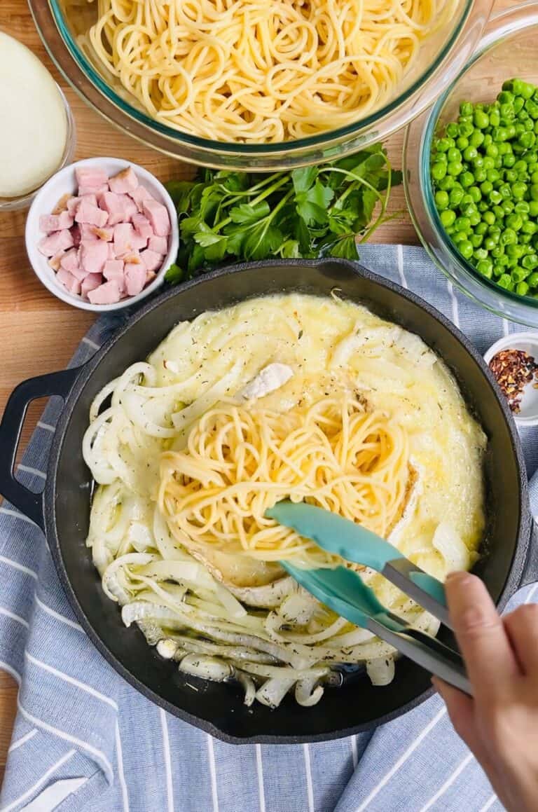 Baked Brie Spaghetti - Another baked cheese pasta to try!