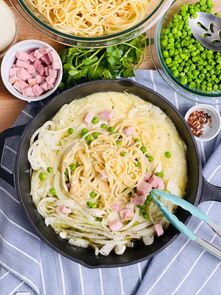 Baked Brie Spaghetti - Another baked cheese pasta to try!