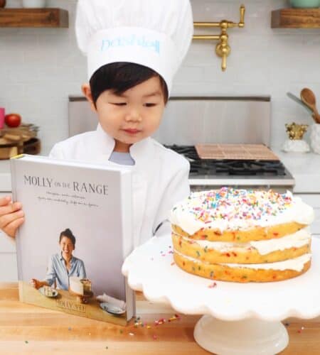 Christmas Charcuterie Dessert Board - Best Christmas Desserts