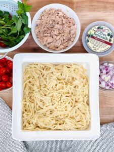 The Easiest Tuna Tapenade Pasta Recipe - Tuna Tomato Pasta