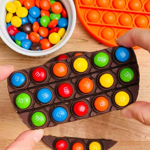 How to Make Pop It Chocolate: The Sweet Viral Trend All Over TikTok