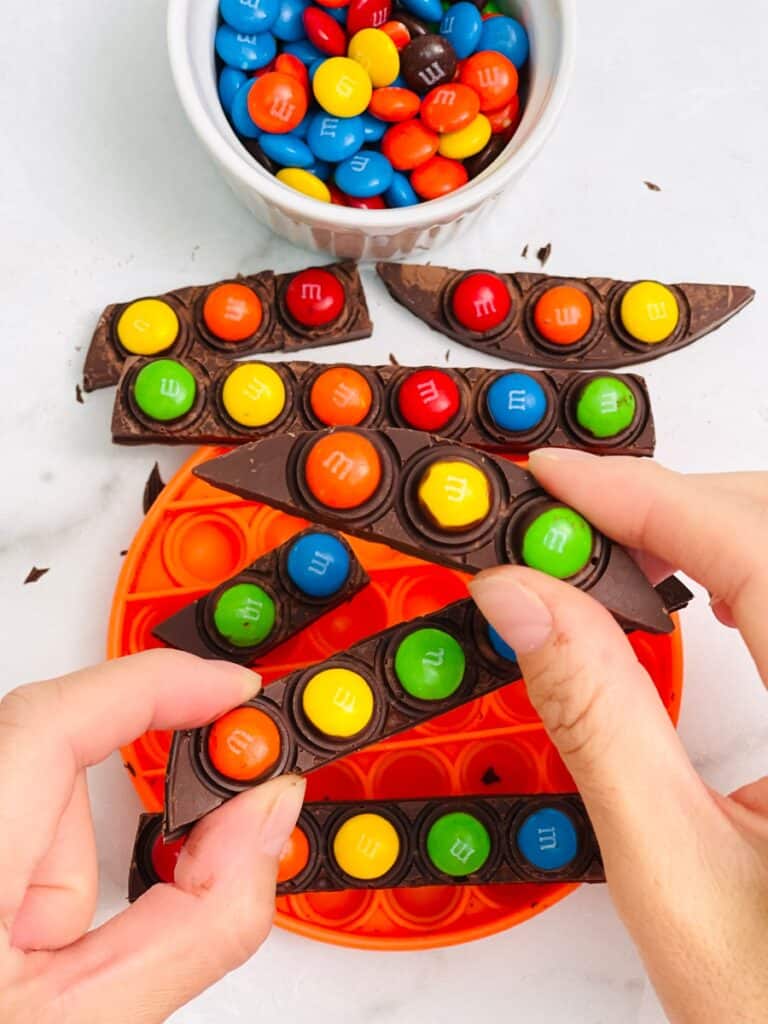 How to Make Pop It Chocolate: The Sweet Viral Trend All Over TikTok