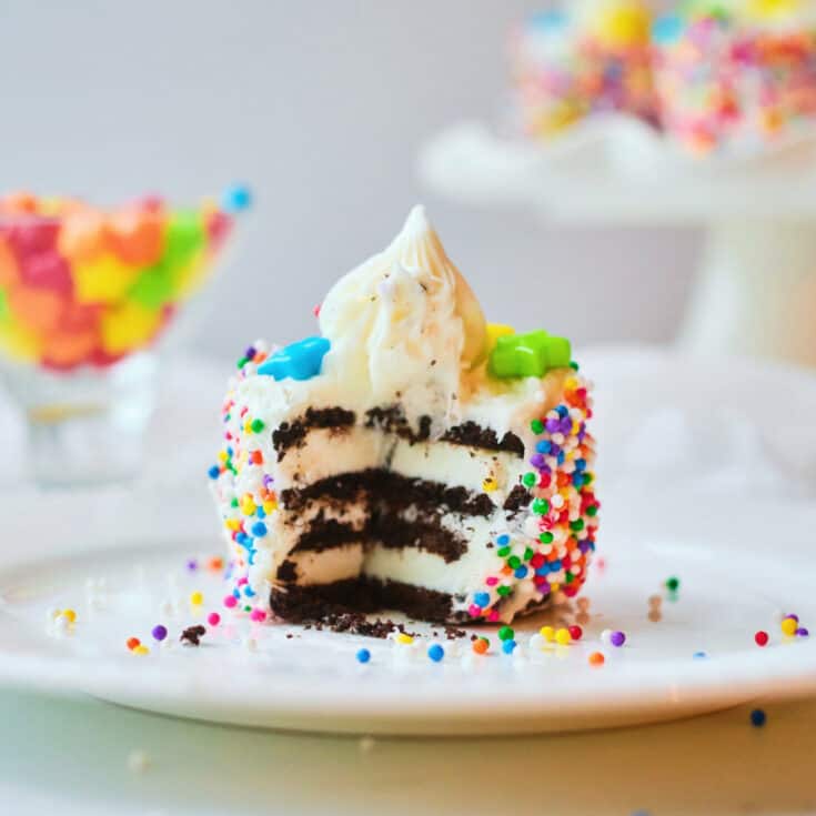 These Mini Oreo Cakes Are the Perfect Tiny Rainbow Cakes