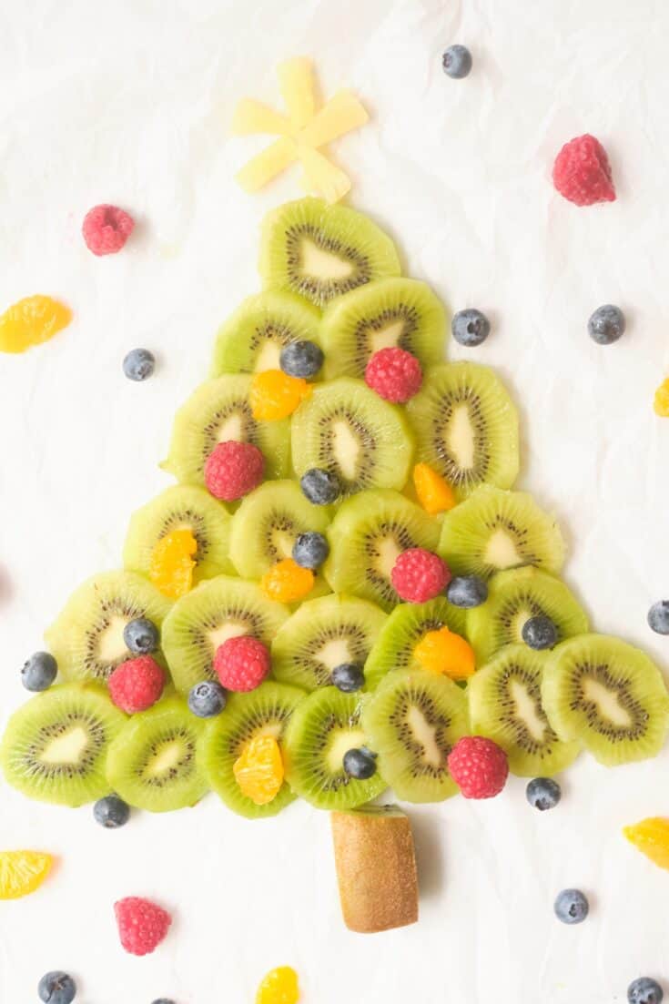 This Christmas Fruit Tree Is a Cute and Healthy Holiday Treat