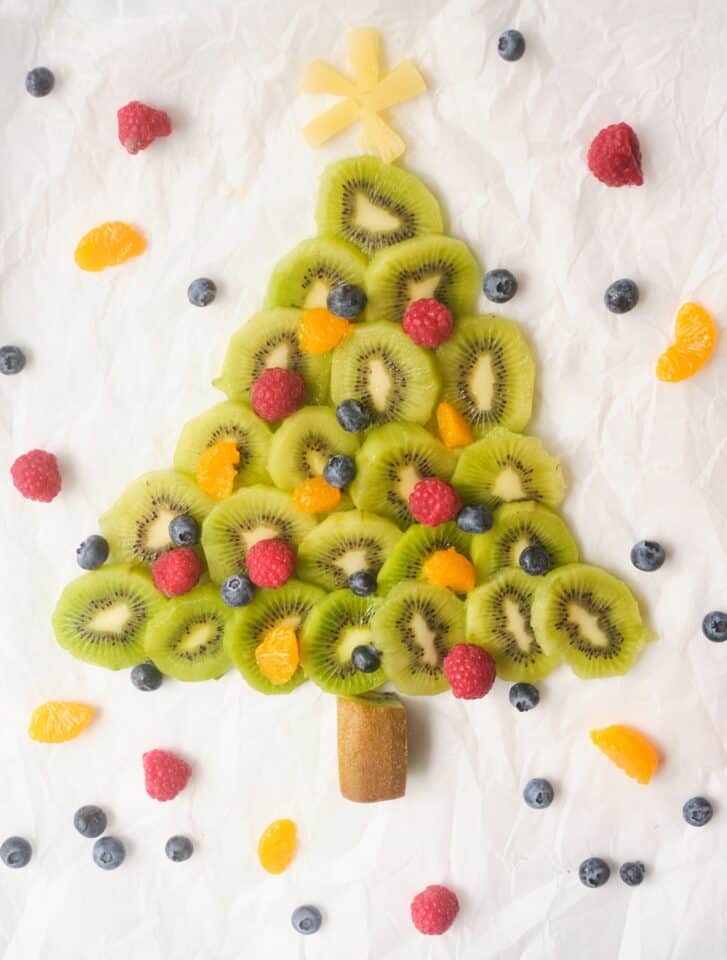 This Christmas Fruit Tree Is a Cute and Healthy Holiday Treat