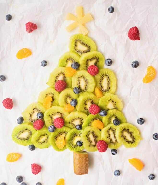 This Christmas Fruit Tree Is a Cute and Healthy Holiday Treat