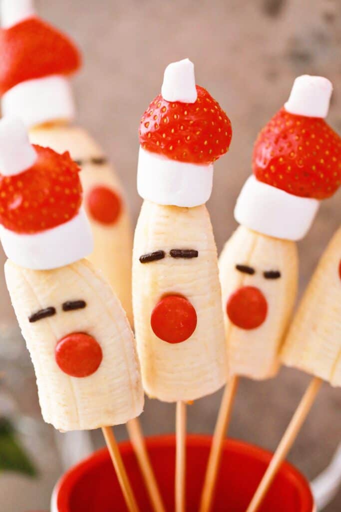 5 Easy and Cute Christmas Treats For Kids - Fun Holiday Desserts