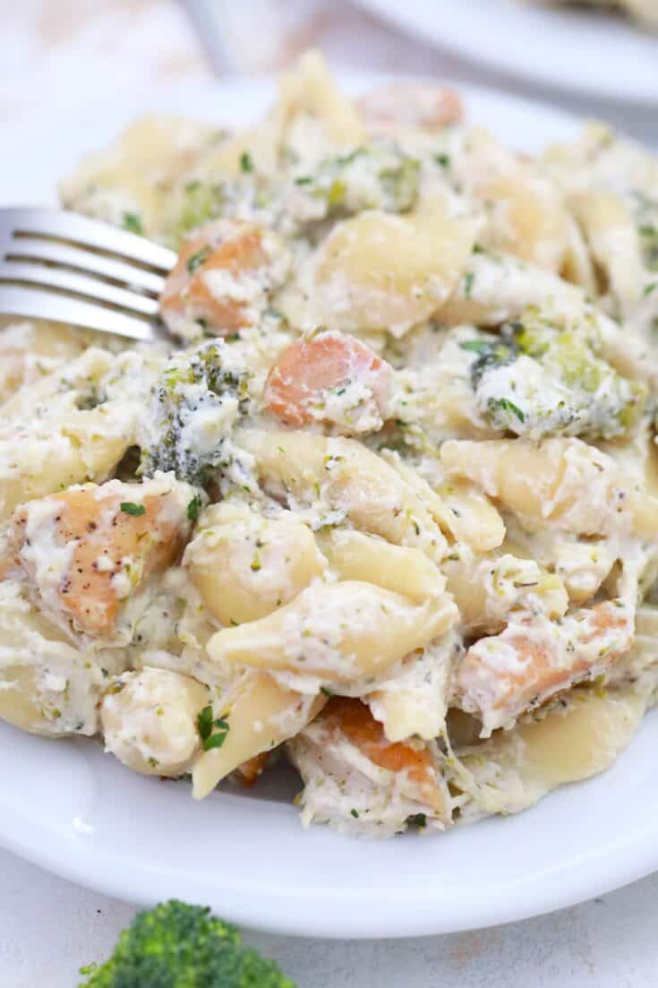 Easy Chicken and Broccoli Pasta Bake Recipe