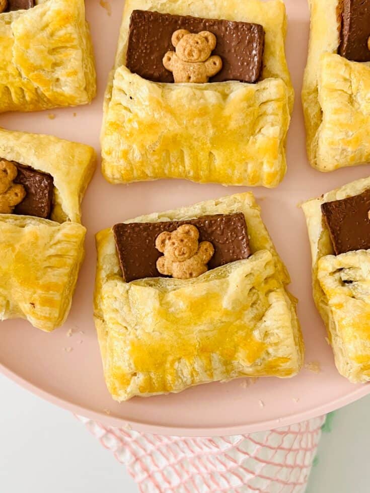 How to Make The Cutest Sleeping Bear Chocolate Pastry
