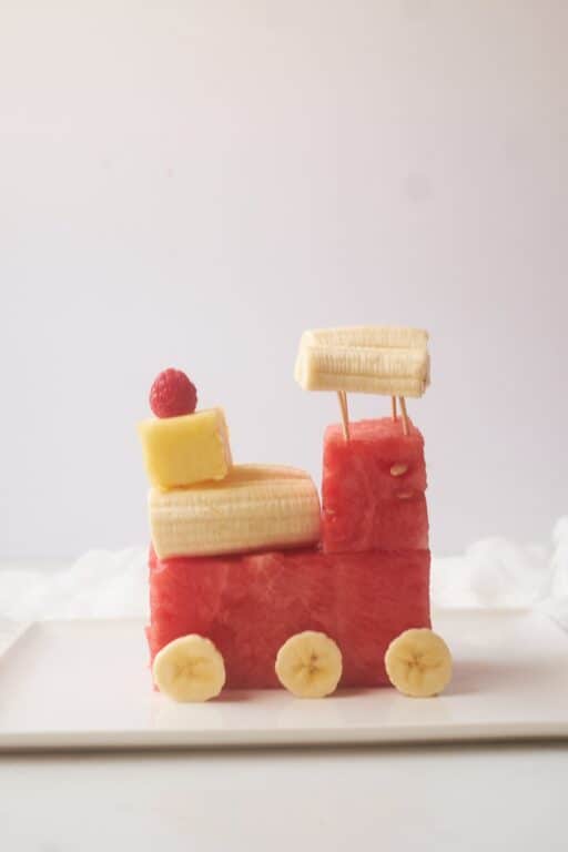 This Fruit Train Is An Easy And Fun Kid Snack!