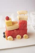 This Fruit Train Is An Easy And Fun Kid Snack!