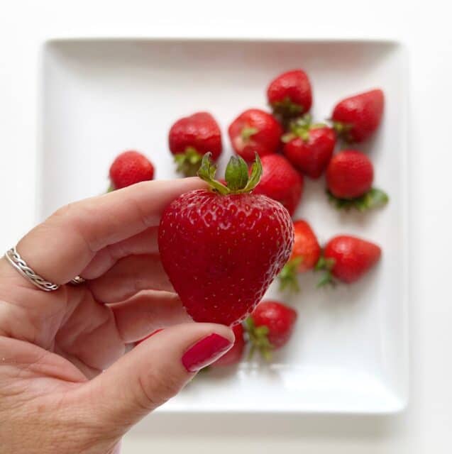 How to Make Deviled Strawberries - TikTok's Latest Food Trend