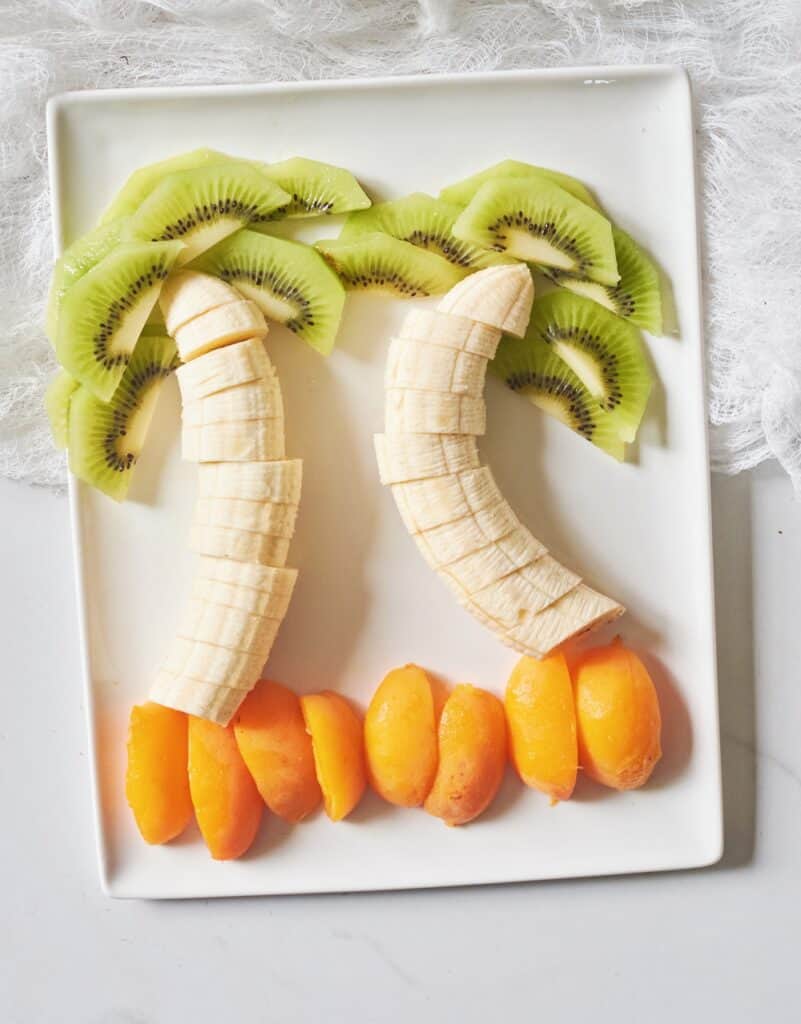 These Fruit Palm Trees Are A Cute Fruit Snack Idea