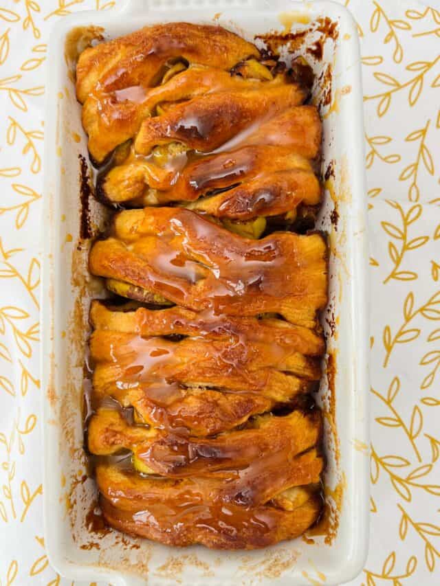Apple Pull Apart Bread With Biscuits