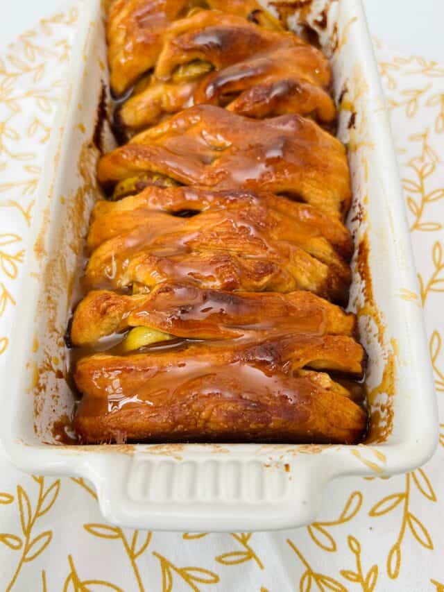 Apple Pull Apart Bread With Biscuits