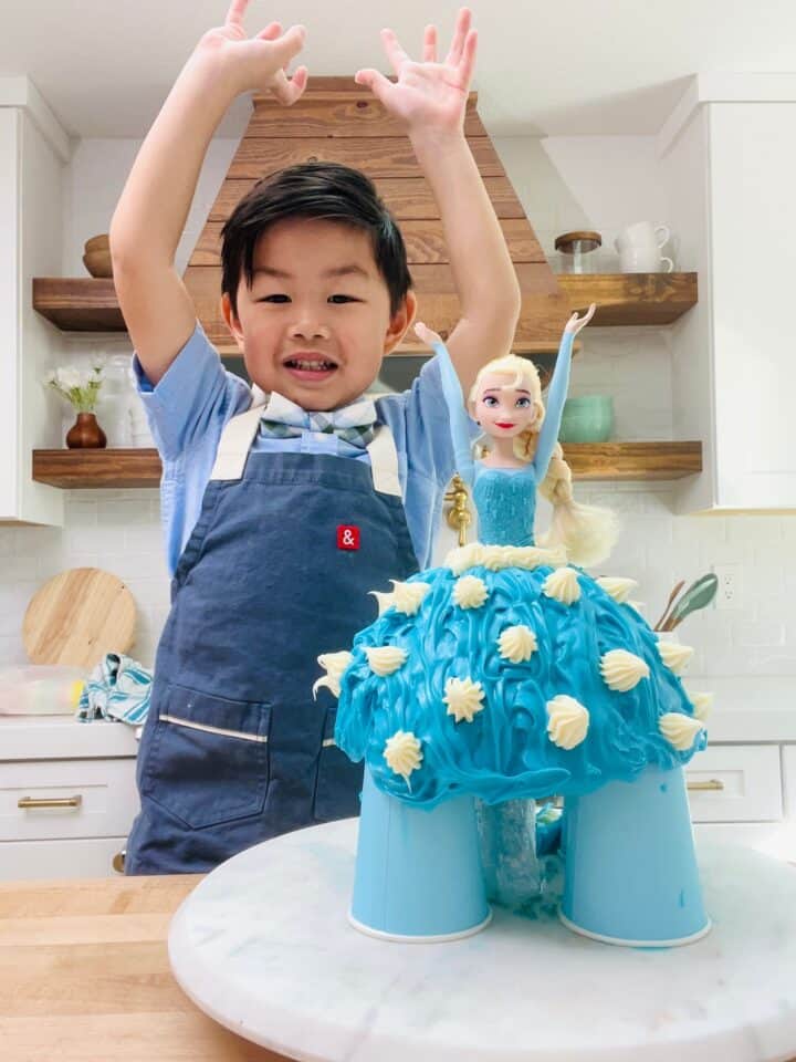 Easy Elsa Princess Cake
