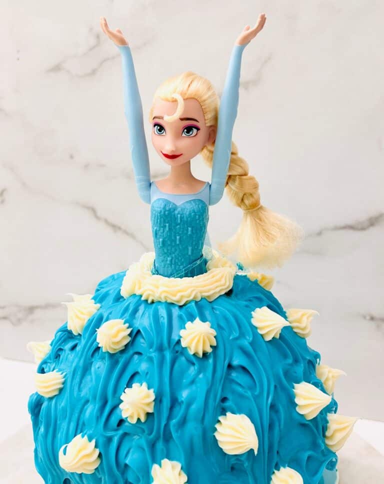Easy Elsa Princess Cake