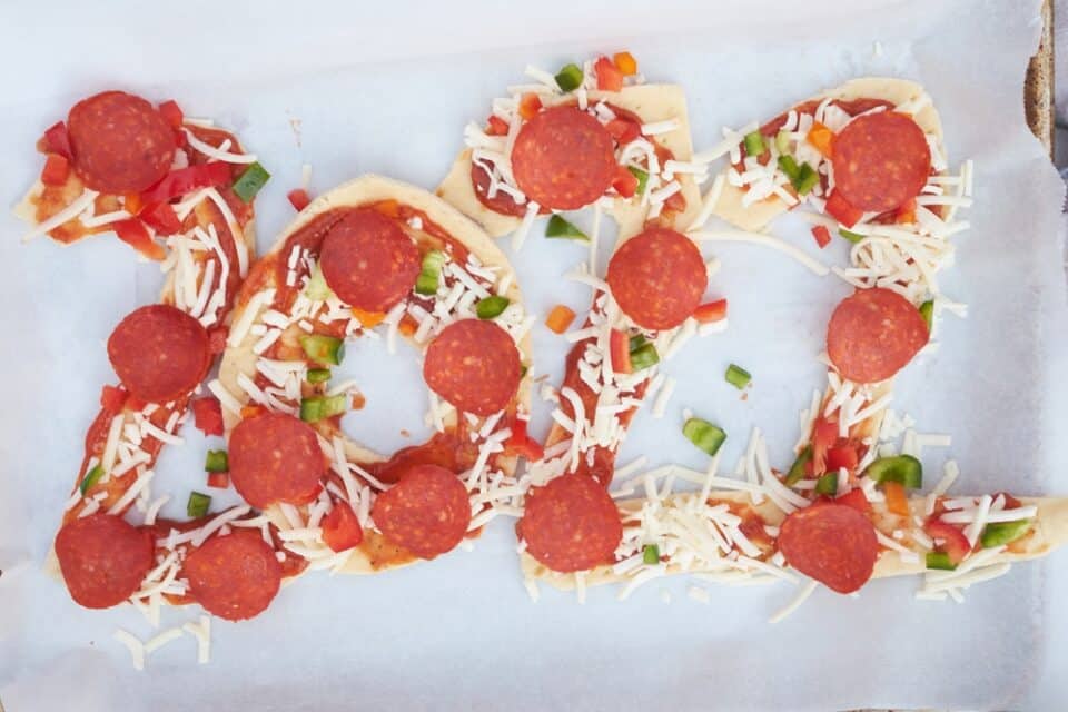 Crafting the Ultimate New Year's Eve Pizza