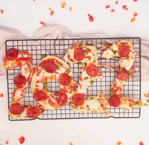 Crafting the Ultimate New Year's Eve Pizza