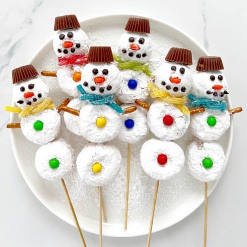 These Easy Adorable Snowman Donuts Are A Festive Treat