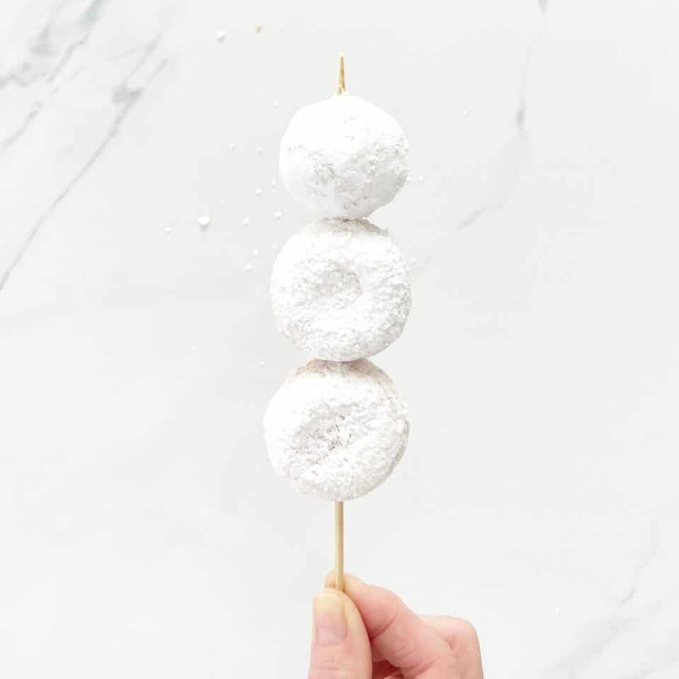 These Easy Adorable Snowman Donuts Are A Festive Treat