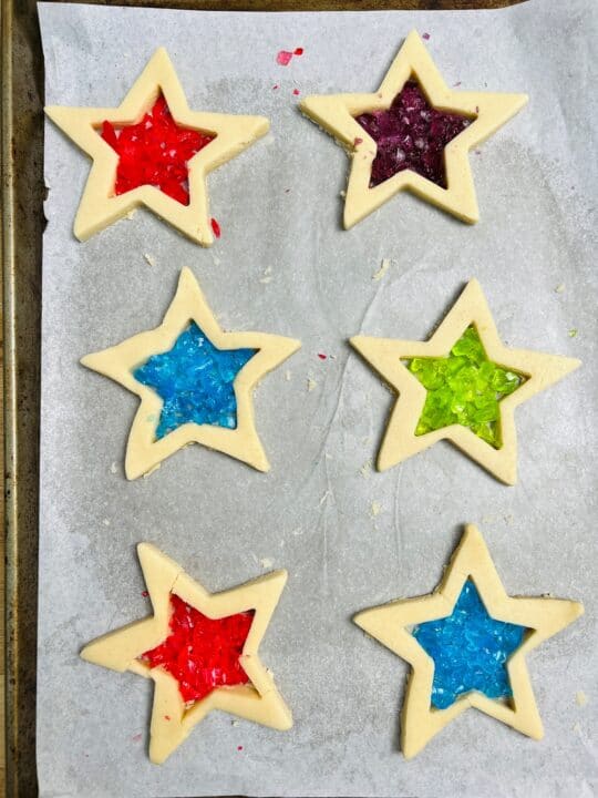 Amazing Stained Glass Cookies - Festive Christmas Cookies