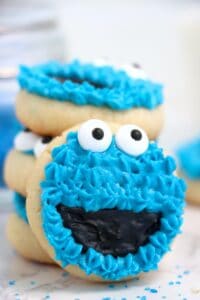 Whip Up Delicious Cookie Monster Cookies With This Simple Recipe