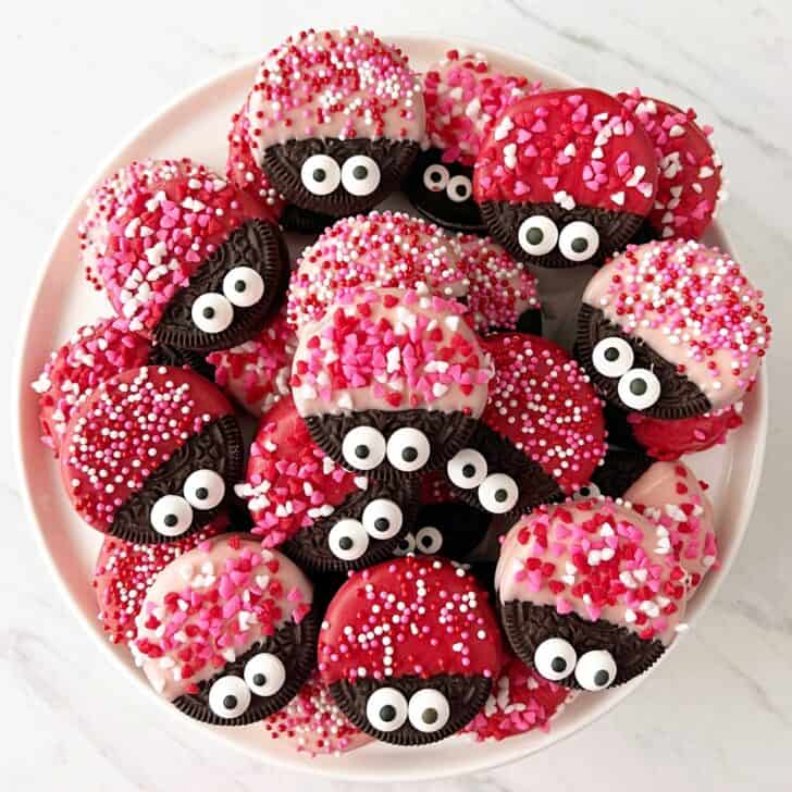 The Sweetest Love Bug Oreos