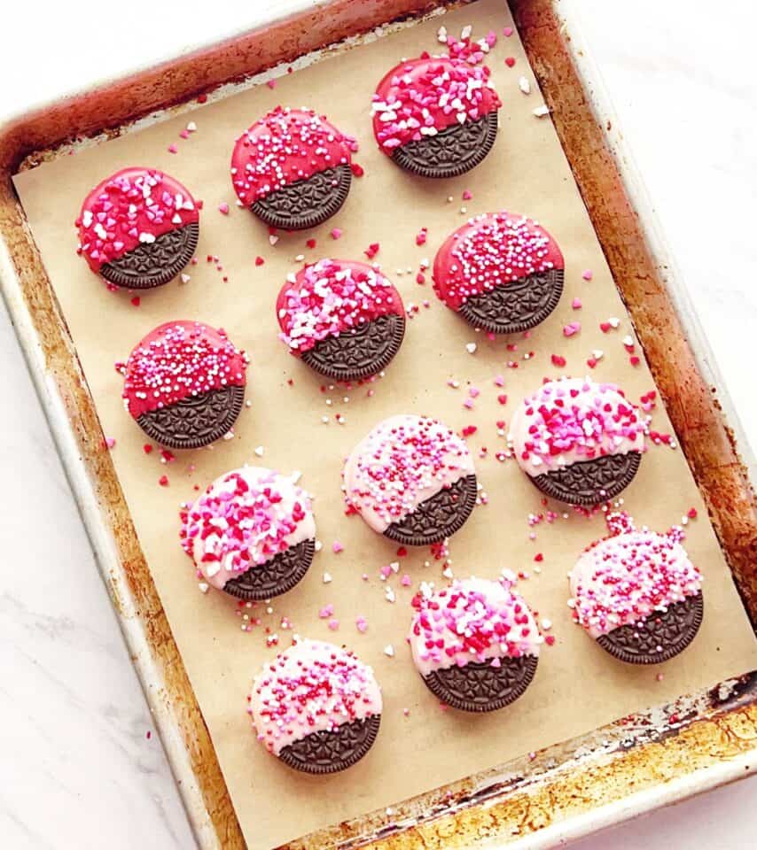 The Sweetest Love Bug Oreos