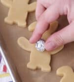 Make Easter Sweet With These Cute Bunny Hug Cookies