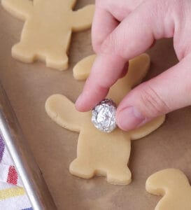 Make Easter Sweet With These Cute Bunny Hug Cookies
