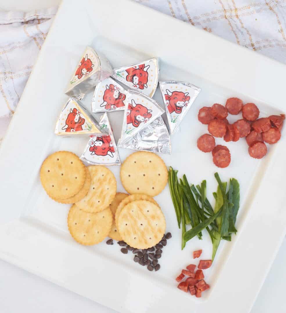 Mouse Cheese Crackers Are The Cutest Appetizers