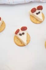 Mouse Cheese Crackers Are The Cutest Appetizers