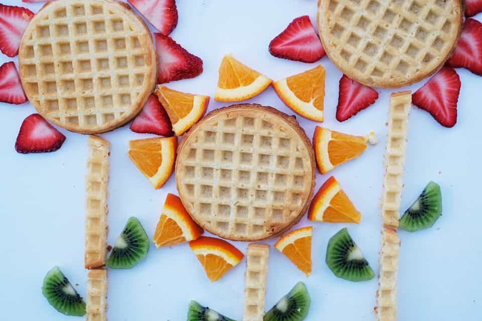 Fruit Waffle Flowers Take Breakfast to a Whole New Cuteness Level