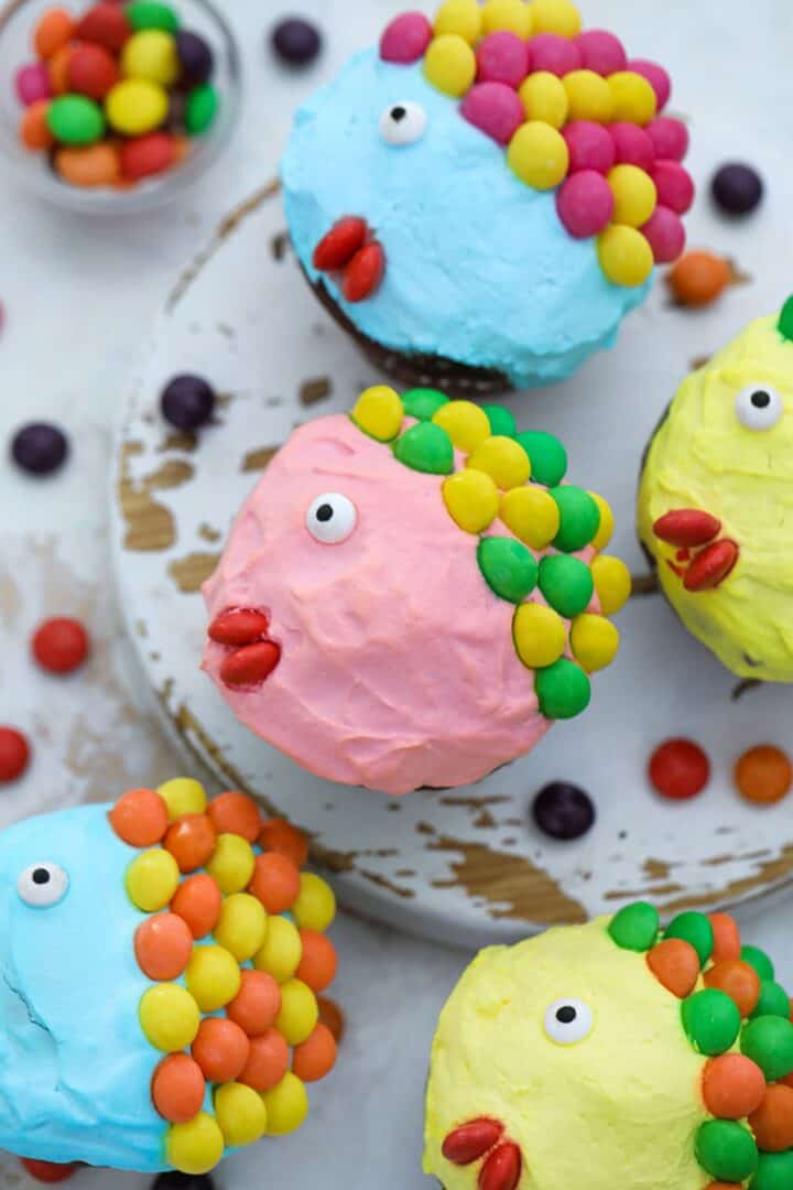 How to Make Easy And Colorful Fish Cupcakes