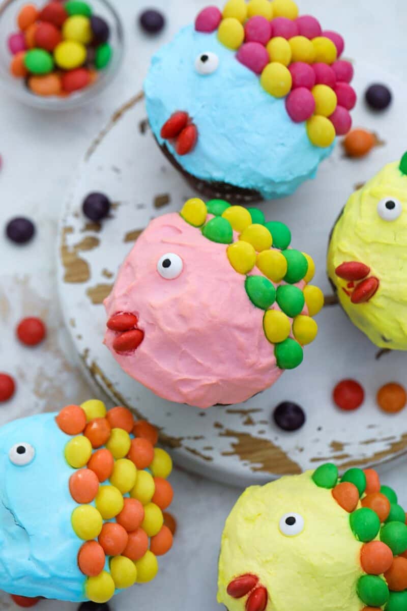How to Make Easy And Colorful Fish Cupcakes