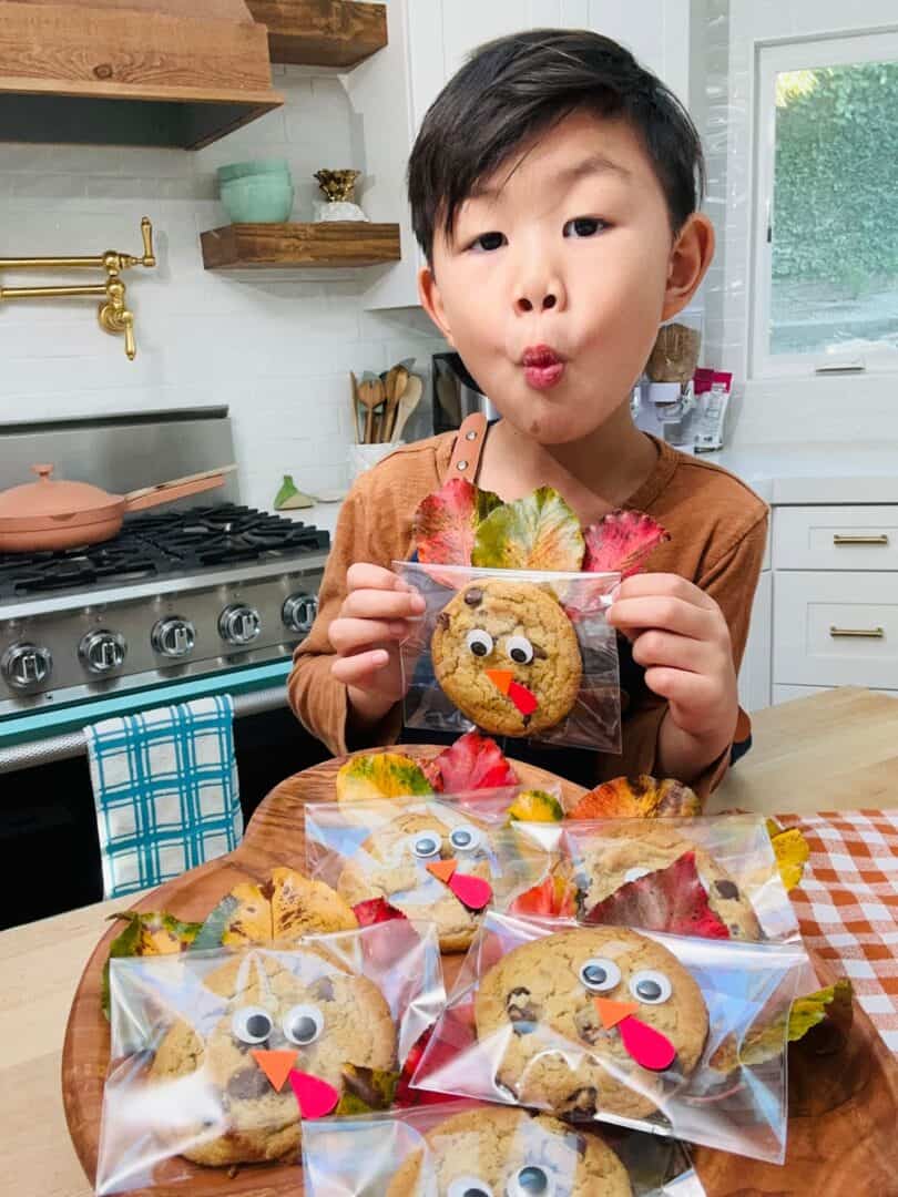 These Turkey Cookies Are A Cute Thanksgiving Treat Kids Can Make