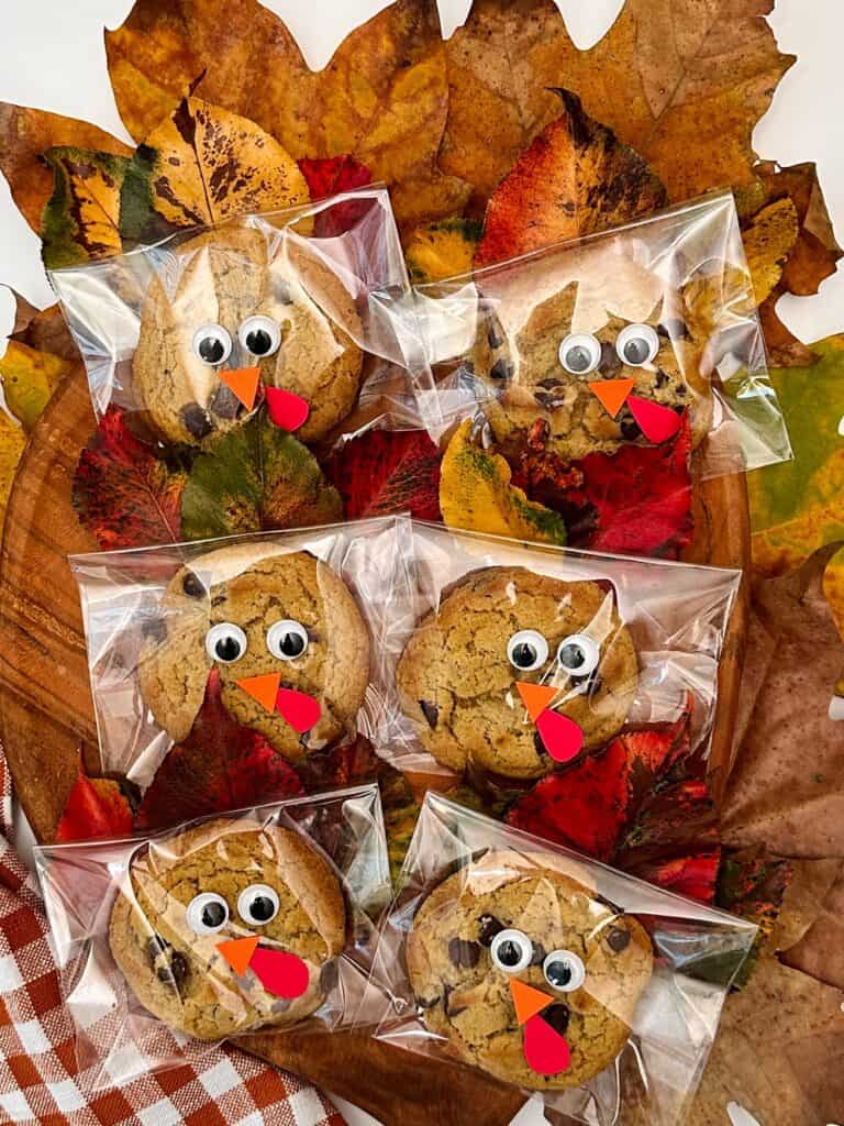 These Turkey Cookies Are A Cute Thanksgiving Treat Kids Can Make