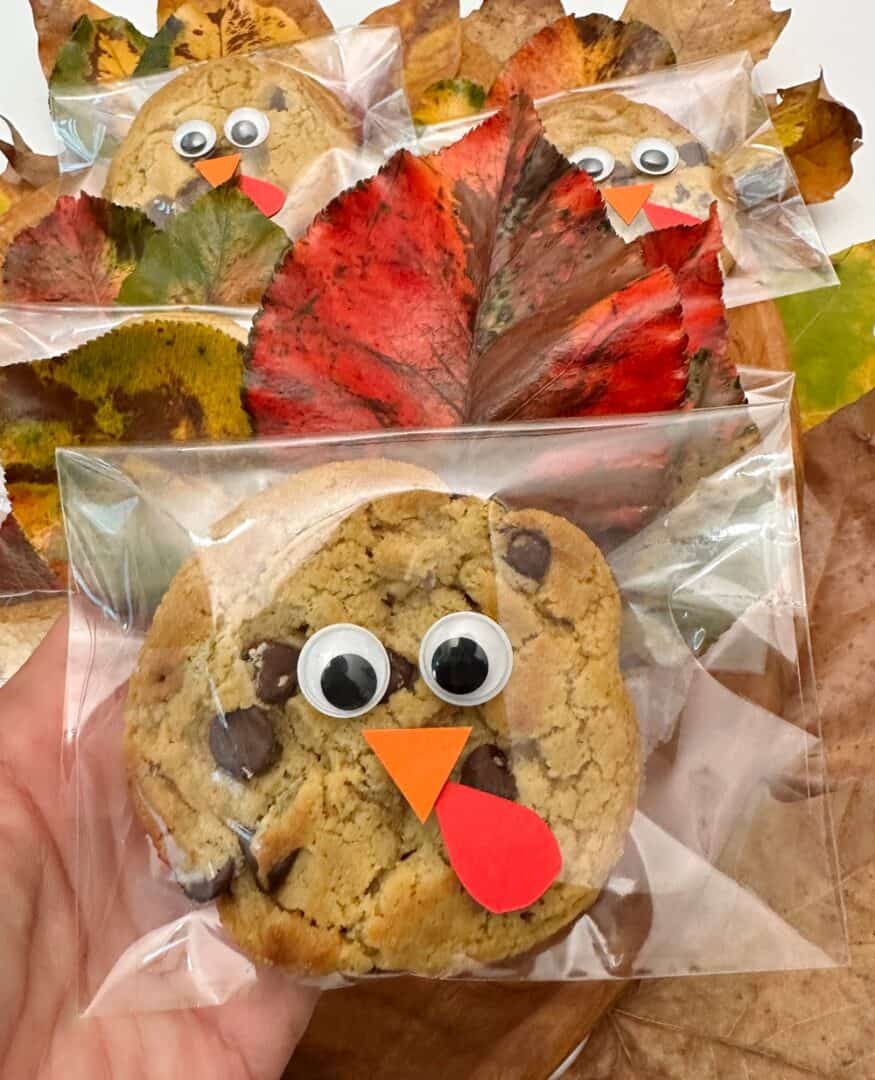 These Turkey Cookies Are A Cute Thanksgiving Treat Kids Can Make