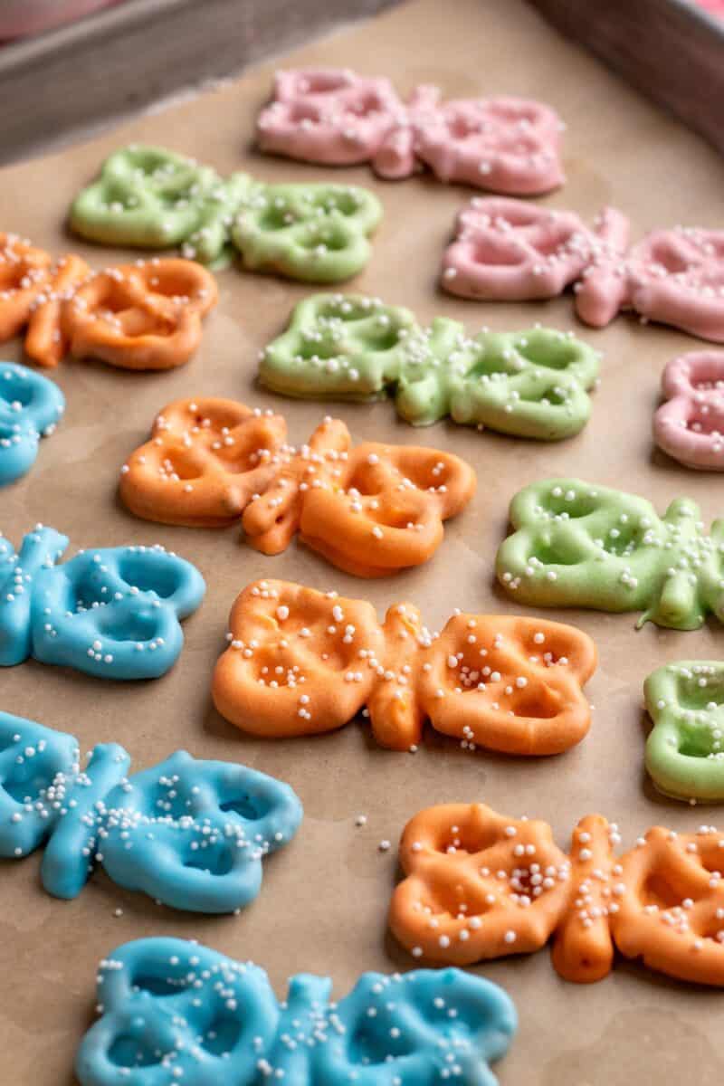 These Colorful Butterfly Pretzels Make a Fun Spring Treat!