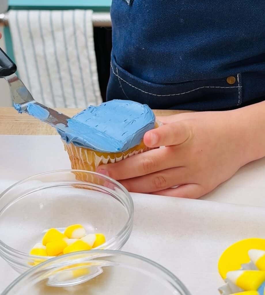 Solar Eclipse Cupcakes 2024 - Solar Eclipse Treats