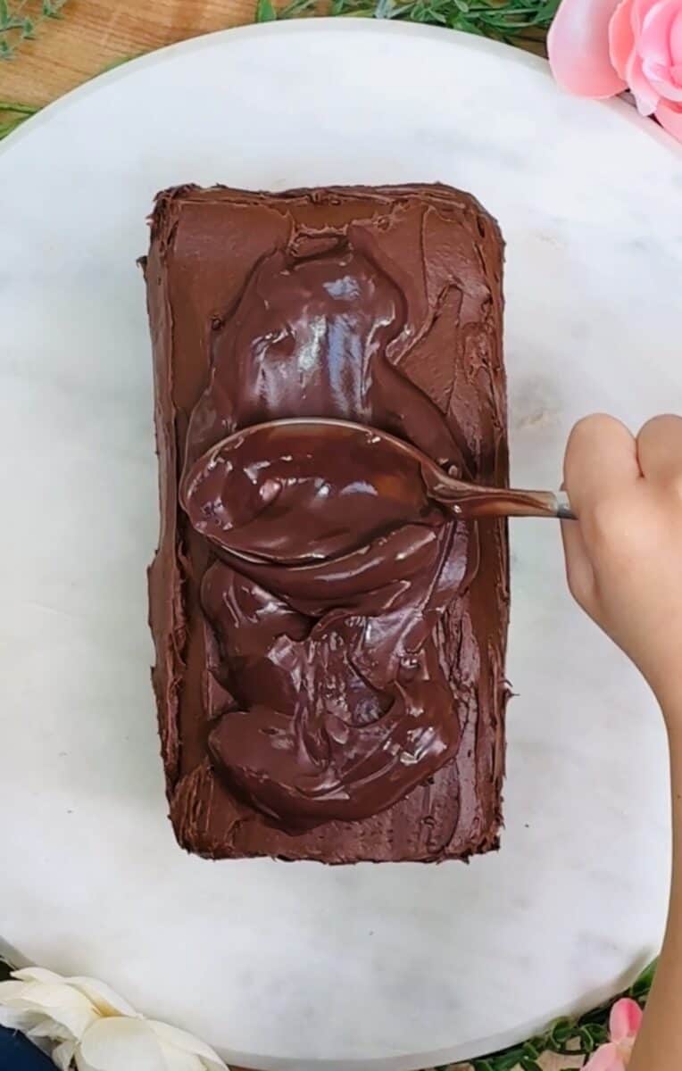 Beautiful Mother's Day Garden Flower Cake Kids Can Make