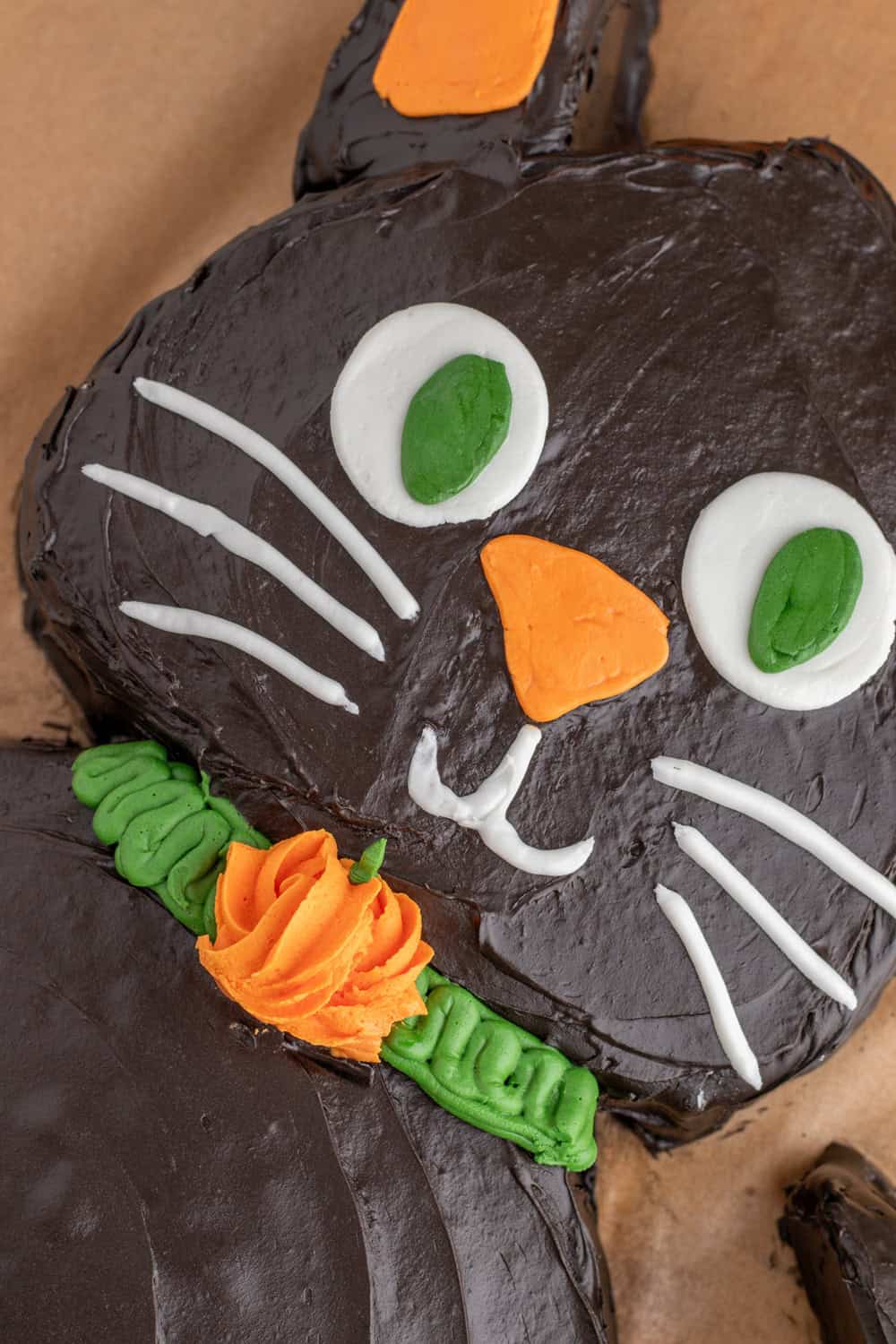 This Easy Black Cat Cake Is The Perfect Halloween Dessert