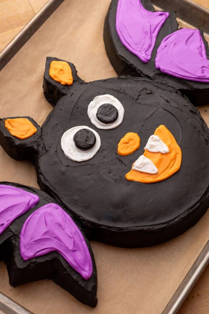 How To Make An Easy Bat Cake