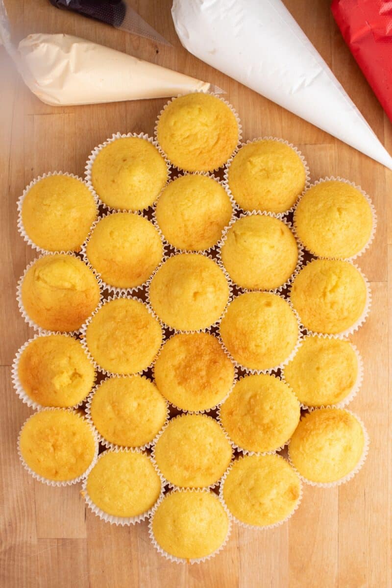 Festive Santa Pull-Apart Cupcakes